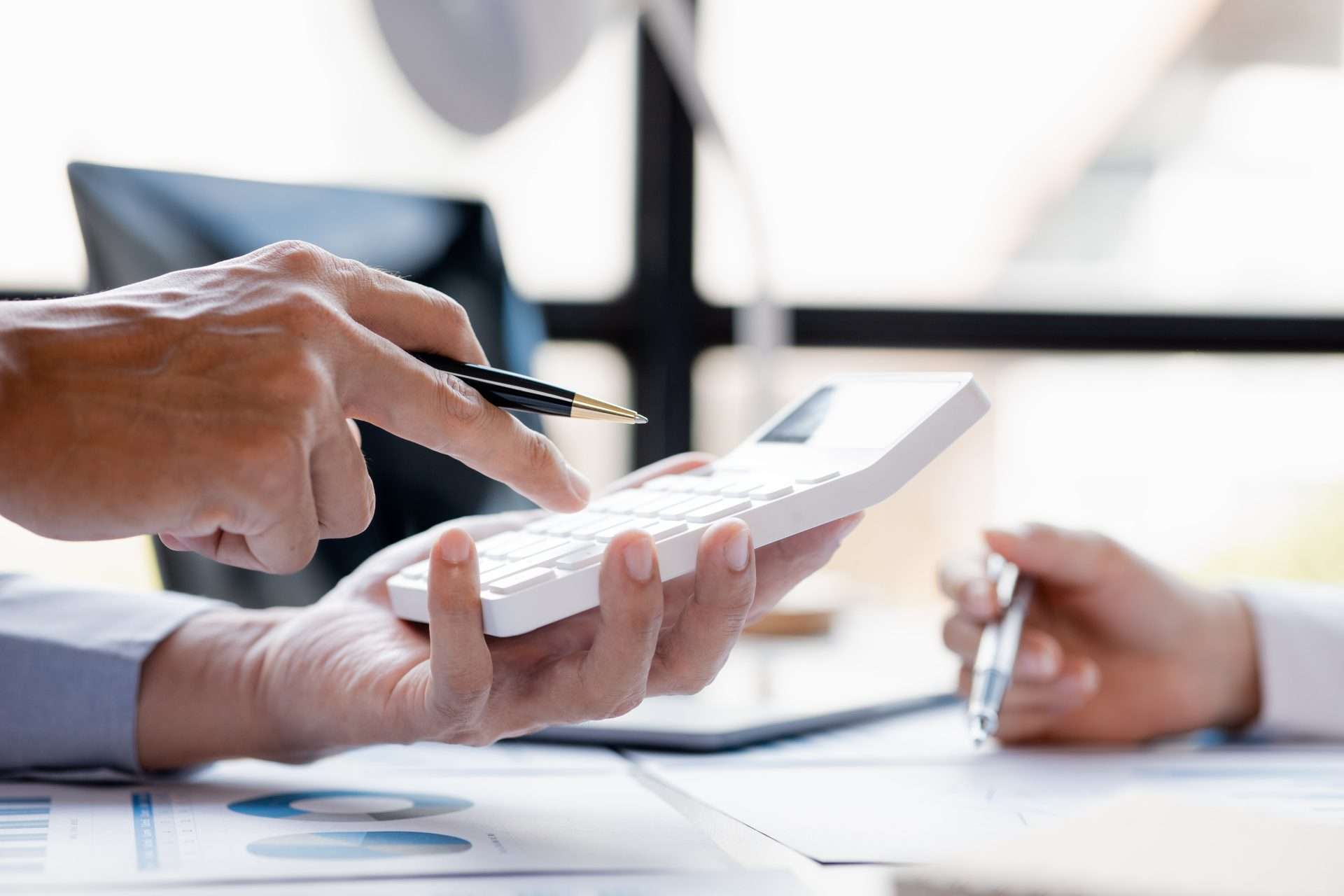 How do private businesses get capital? - Openalt.com